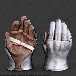 "Visby" Hourglass Gauntlets - Irongate Armory