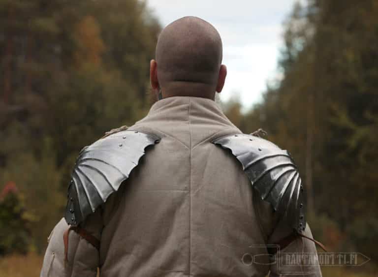 German Asymmetrical Shoulder Armor – 1460–1500 - Irongate Armory