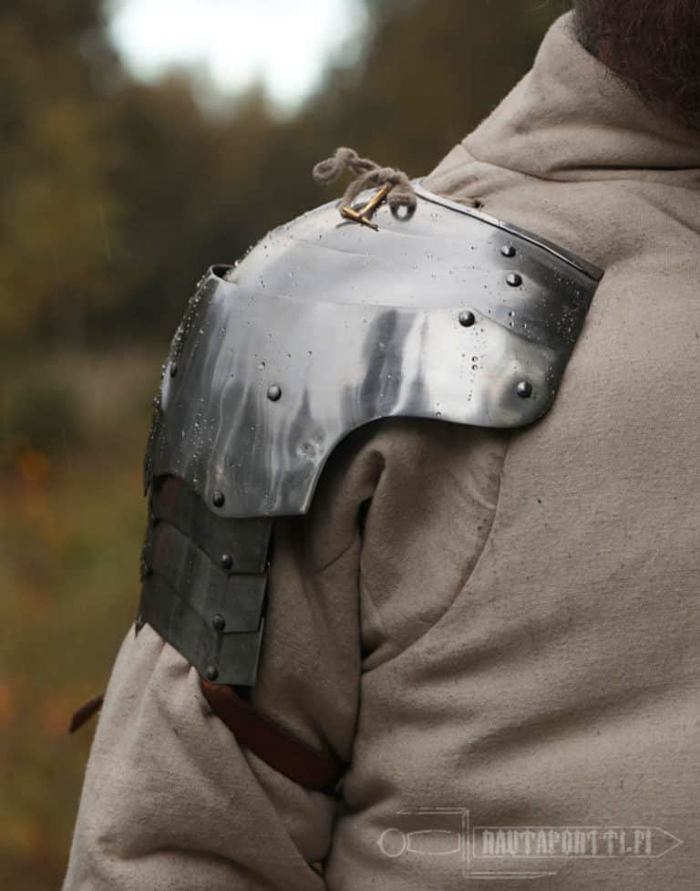 German Asymmetrical Shoulder Armor – 1460–1500 - Irongate Armory