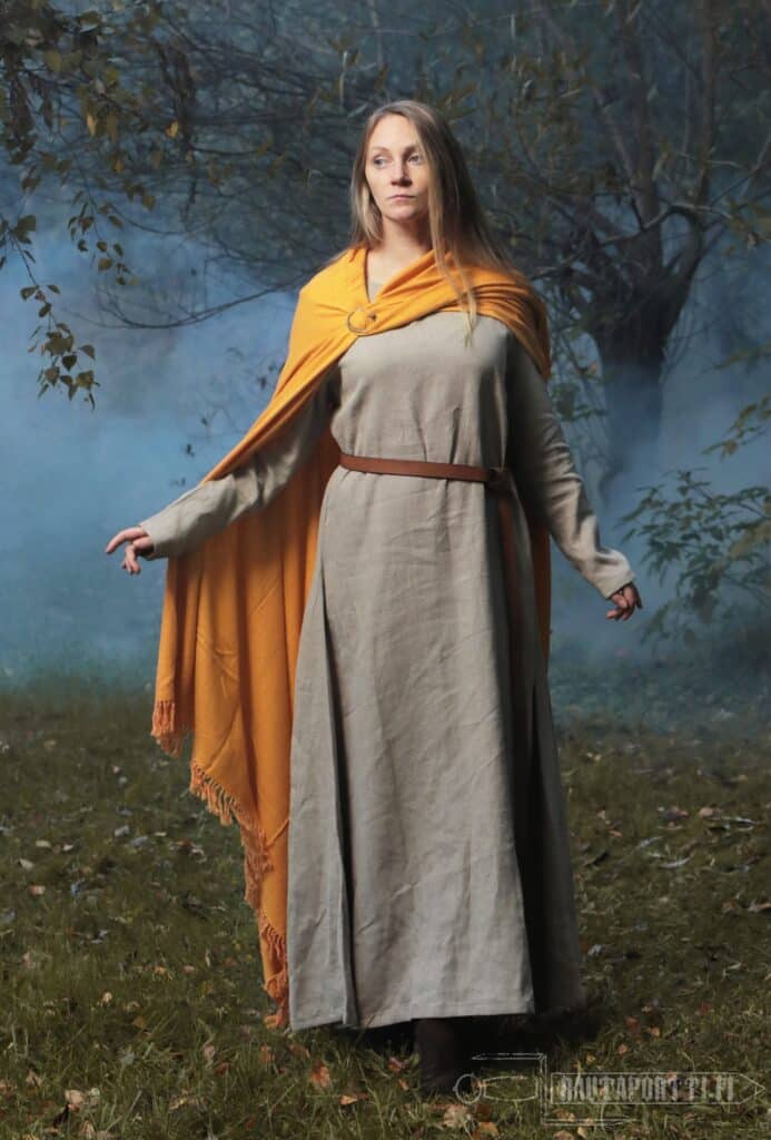 Woolen Viking Age Cloak - Irongate Armory