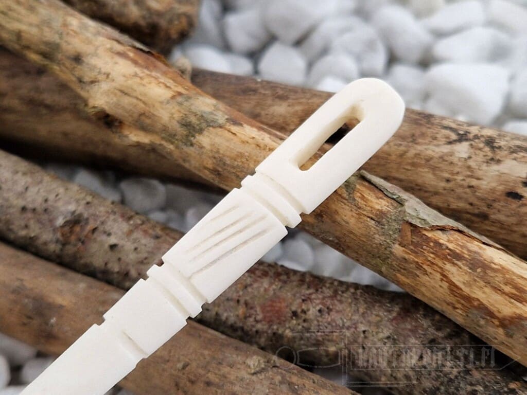White Bone Needle for Nalbinding - Irongate Armory
