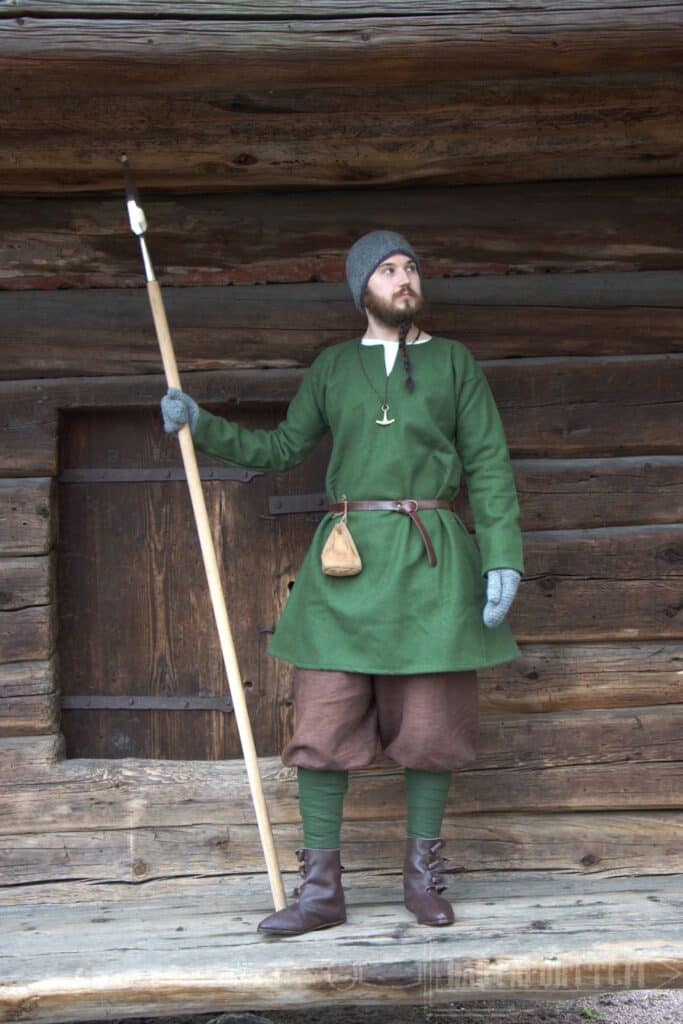 Iron Age Wool Tunic - Irongate Armory